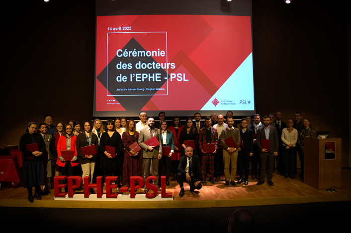 Cérémonie des docteurs 2023. Les docteurs de l'EPHE – PSL doublement ...